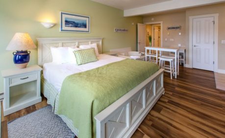 Edgewater Resort: Door County Lodging in Ephraim Wisconsin